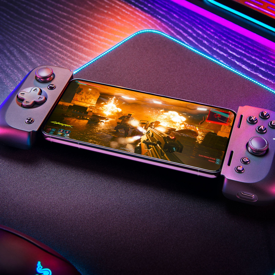 PlayStation Backbone iPhone Controller - I.M. Tech